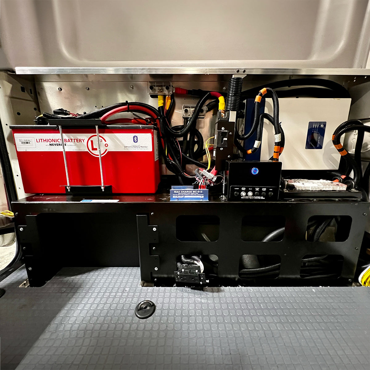 2nd Battery Kit for 3rd Gen Revels – RoamRig